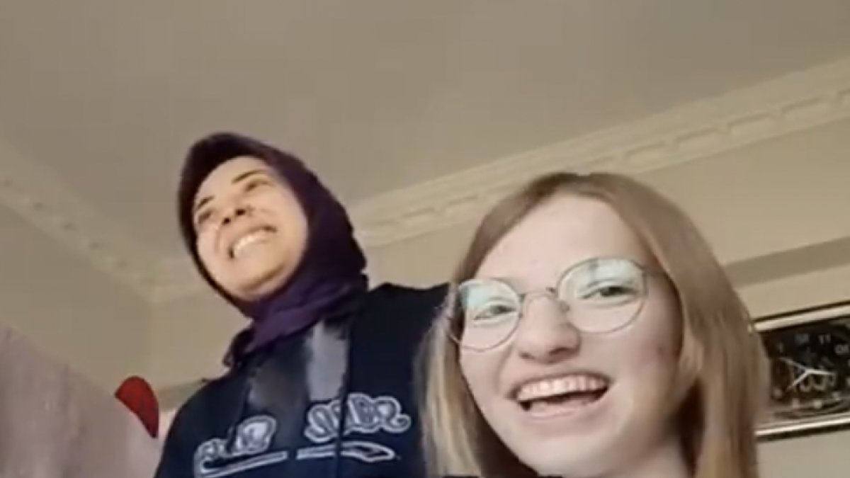 Yksde 37 Olan Genç Kızın Sevinci Sosyal Medyada Gündem Oldu